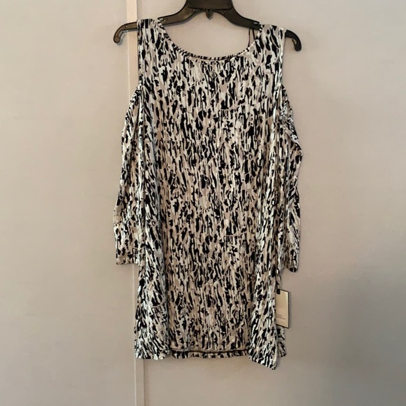 Dana Buchman | Tops | Brand New Blouse | Poshmark